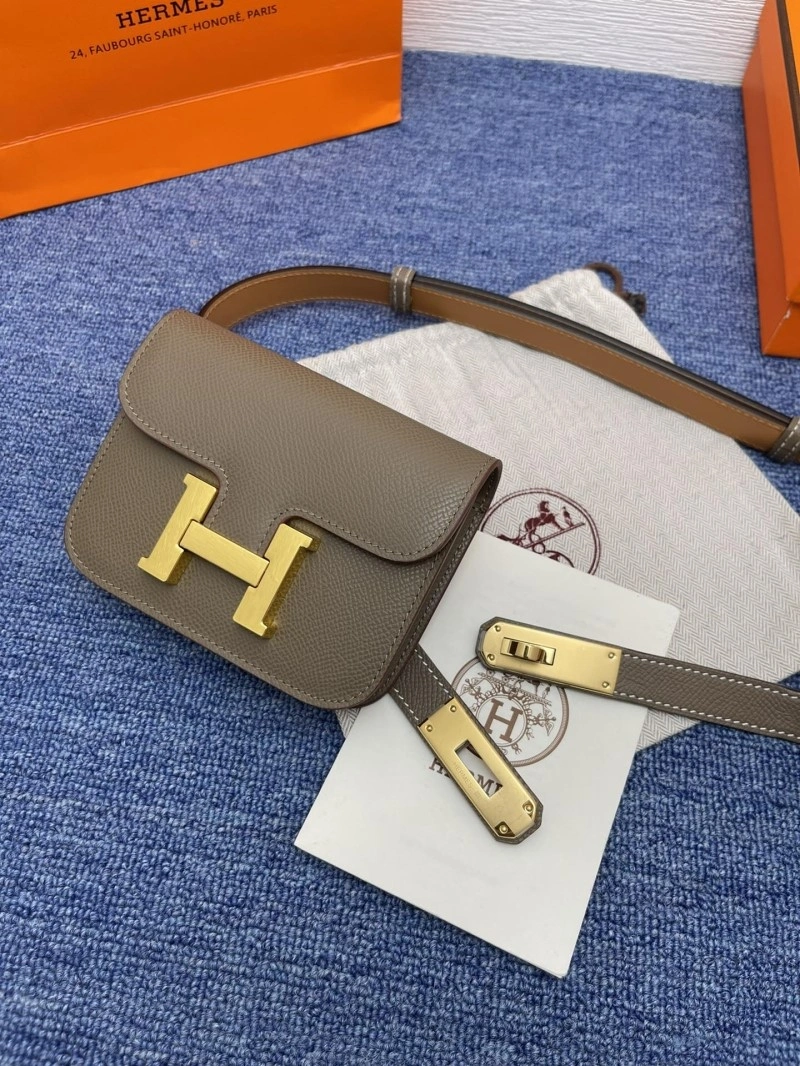 Indistinguishable Hermes Belts