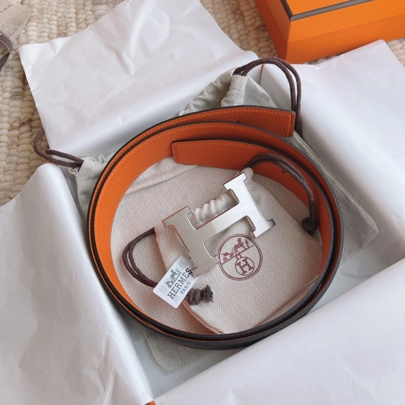 Indistinguishable Hermes Belts