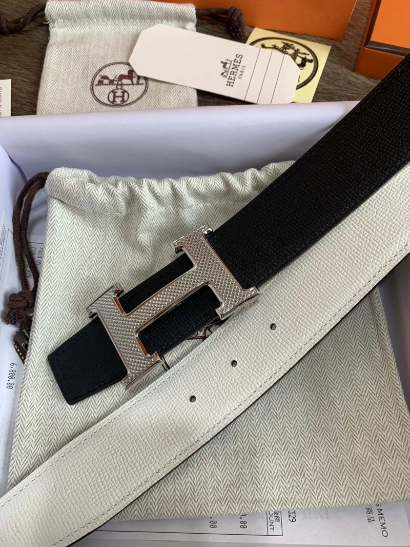 Indistinguishable Hermes Belts