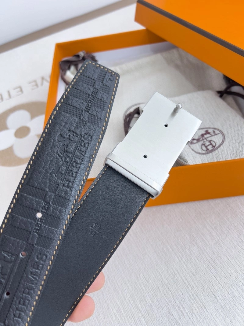 Indistinguishable Hermes Belts