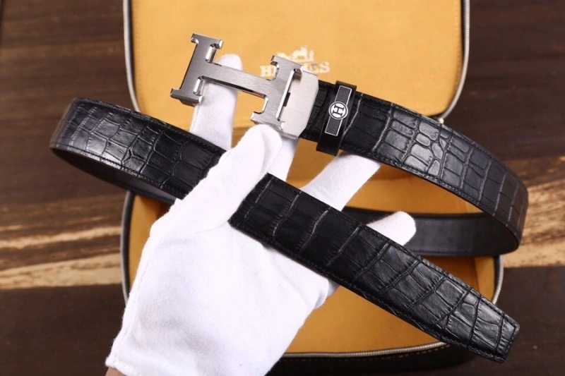 Low-cost Hermes Belts