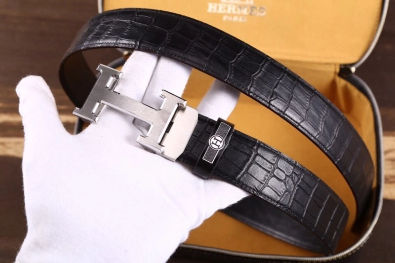 Low-cost Hermes Belts