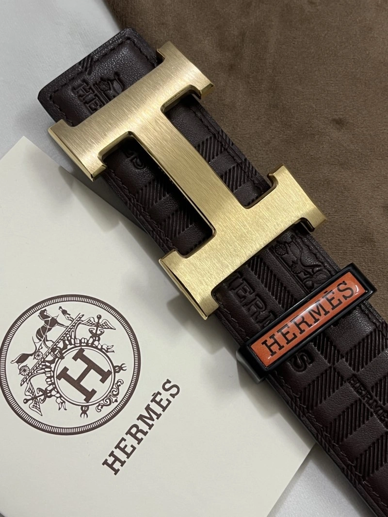 Low-cost Hermes Belts