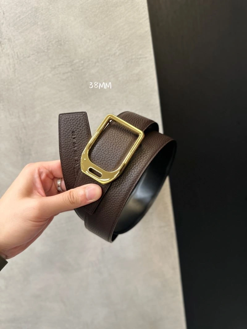 Indistinguishable Hermes Belts