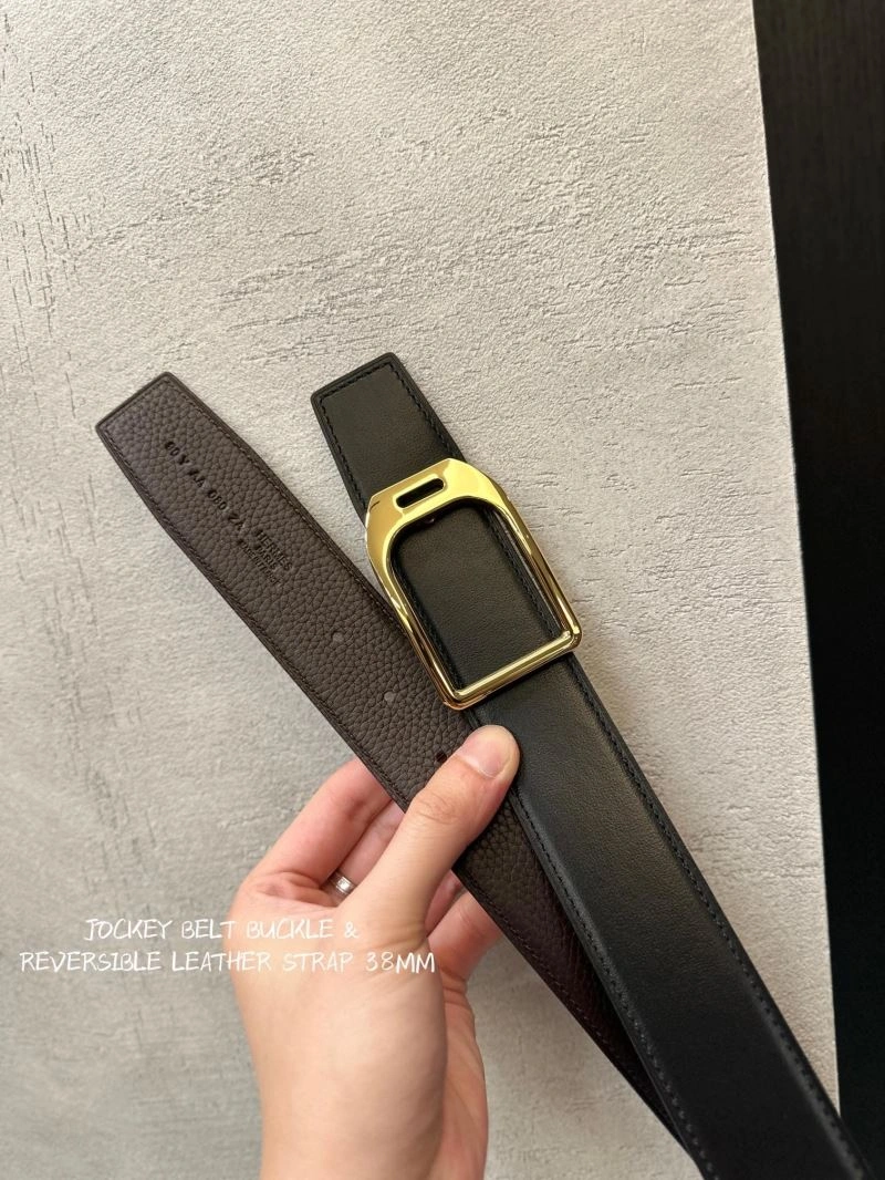 Indistinguishable Hermes Belts