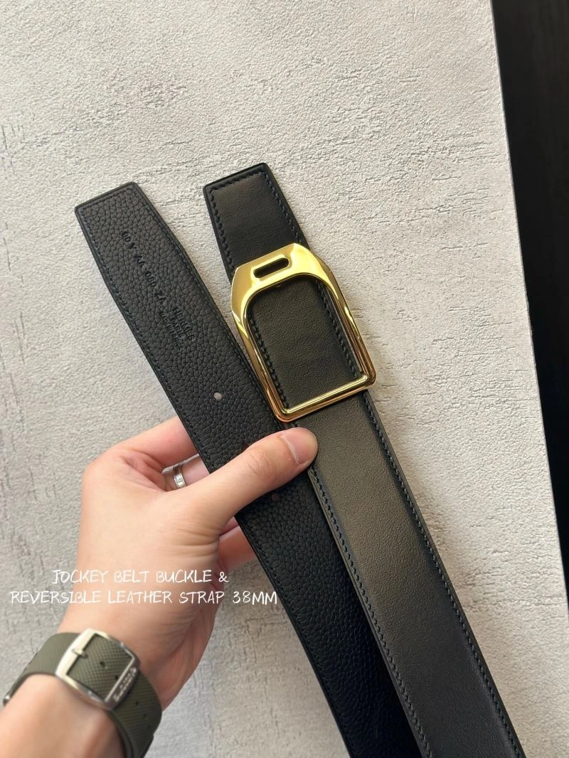 Indistinguishable Hermes Belts