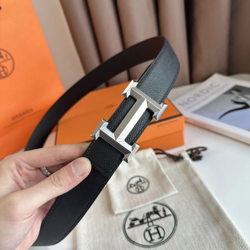 Low-cost Hermes Belts