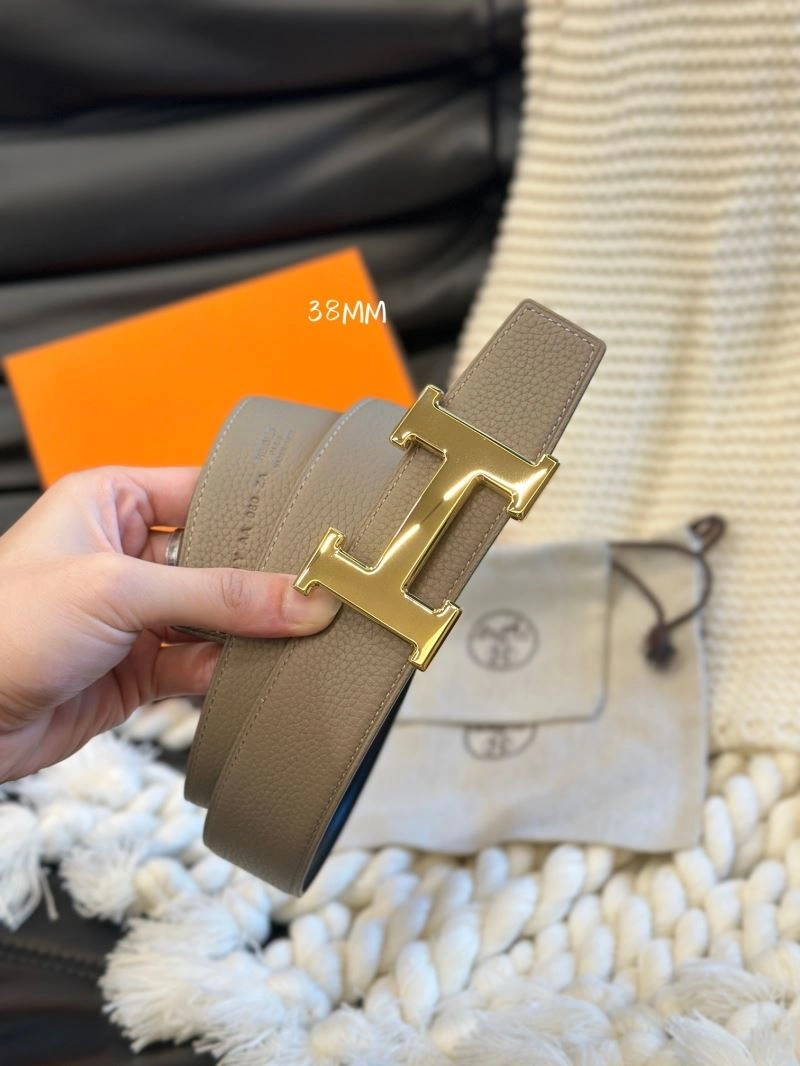Indistinguishable Hermes Belts
