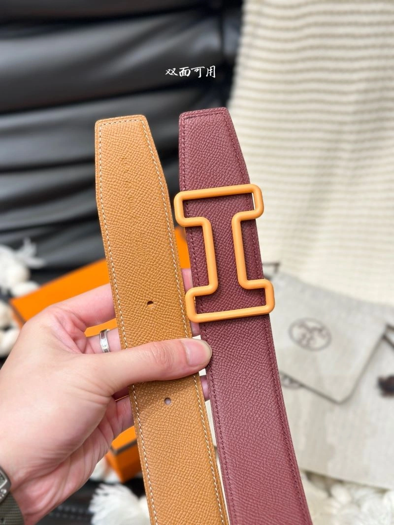 Indistinguishable Hermes Belts