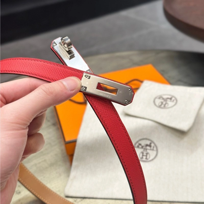 Indistinguishable Hermes Belts
