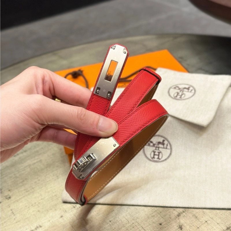 Indistinguishable Hermes Belts