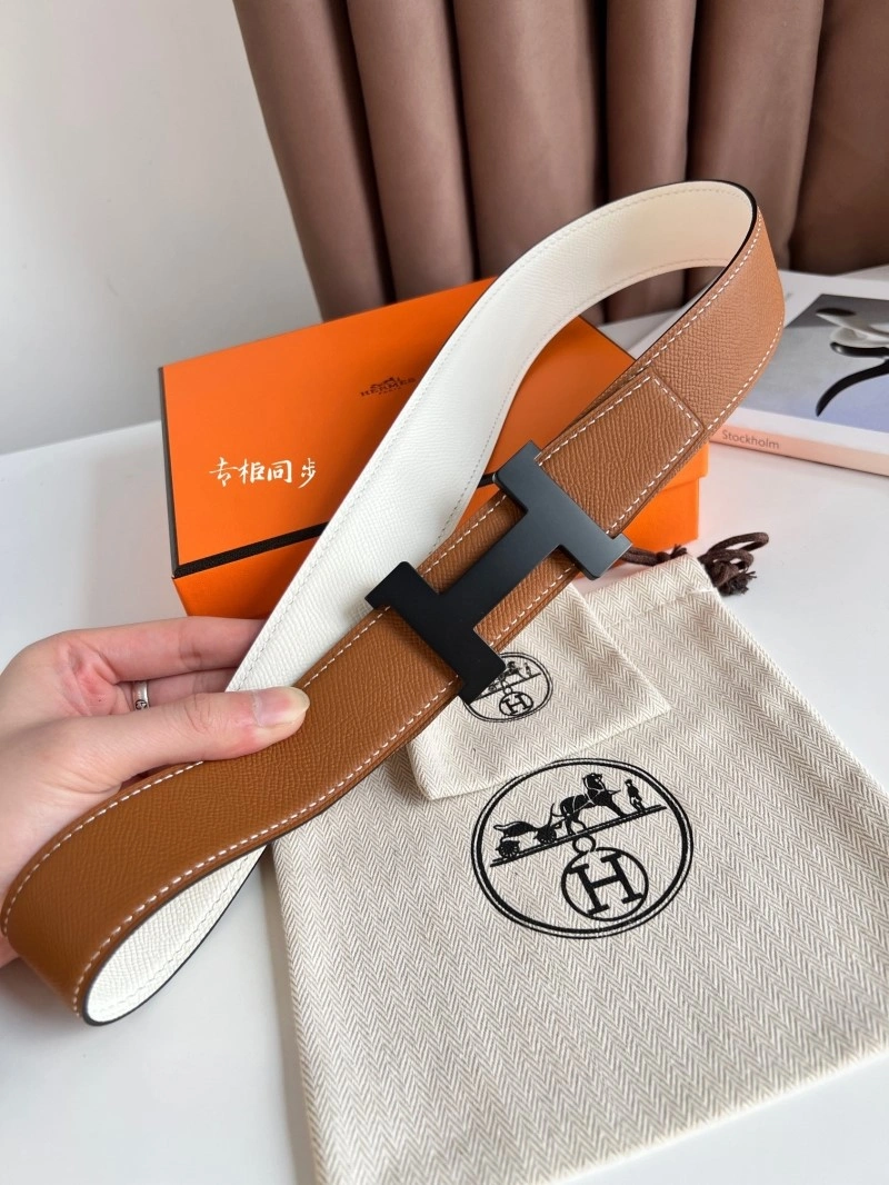 Indistinguishable Hermes Belts