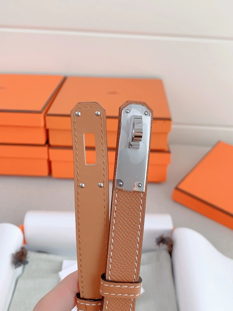 Indistinguishable Hermes Belts