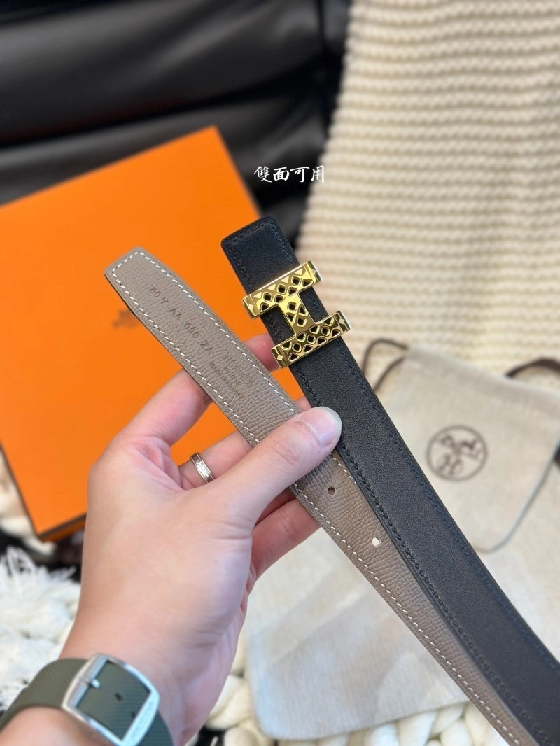 Low-cost Hermes Belts