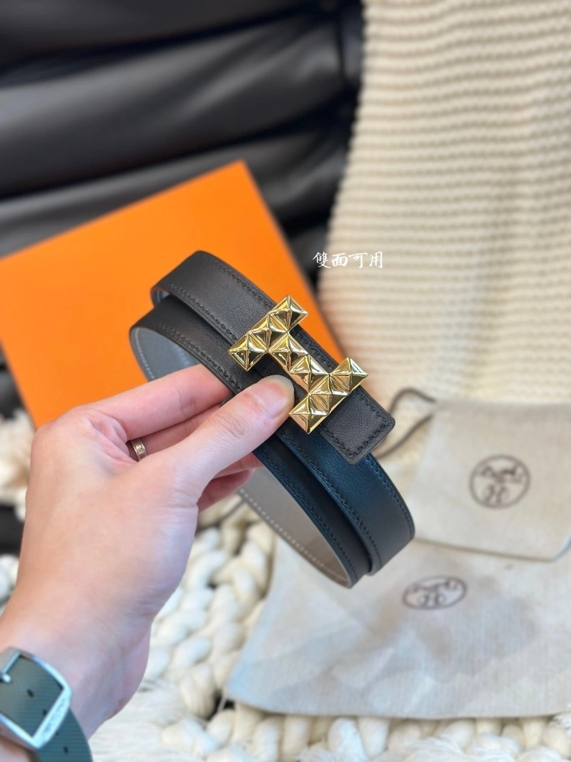 Indistinguishable Hermes Belts