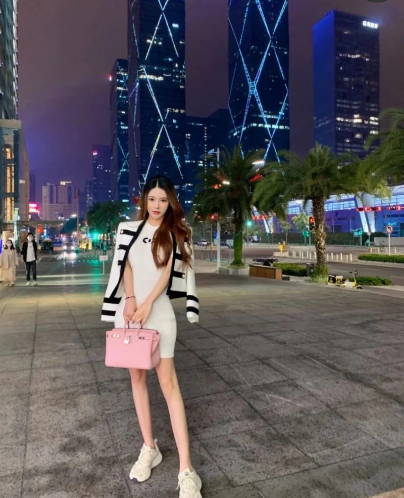 Value-priced Hermes Birkin Bags