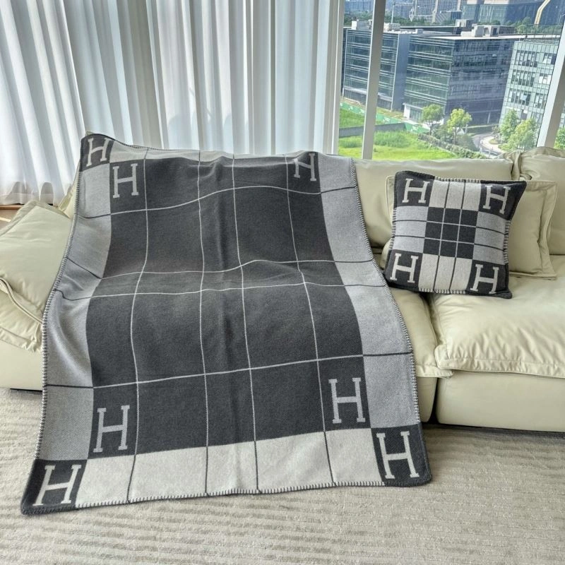 Hermes Blanket