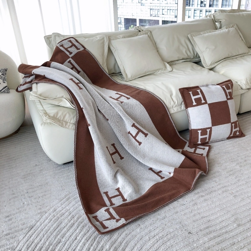 High fidelity Hermes Blanket