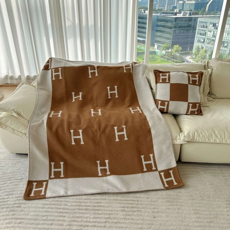 Hermes Blanket