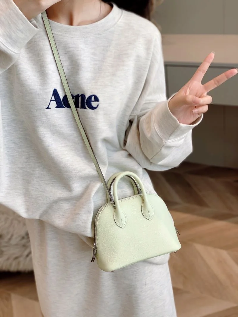 Bargain Hermes Bolide Bags