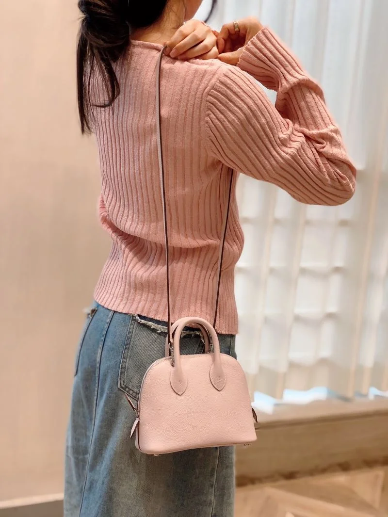 Low-cost Hermes Bolide Bags