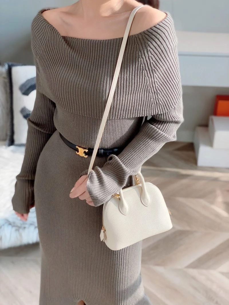 Value-priced Hermes Bolide Bags