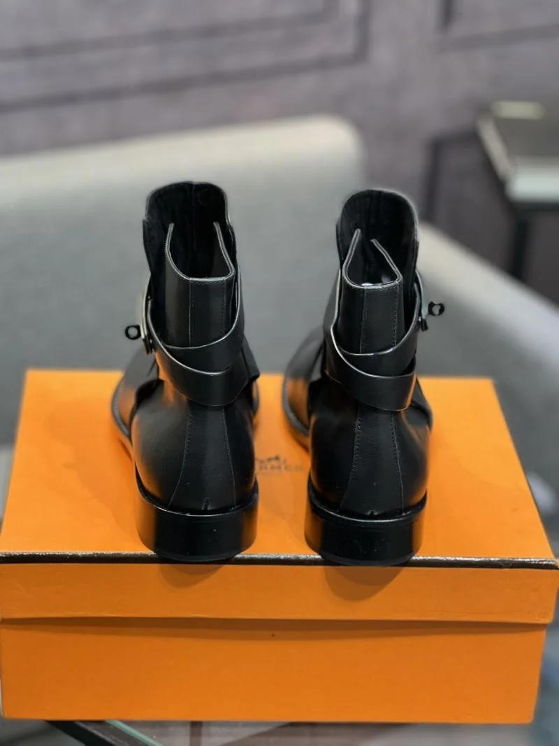 Exact replica Hermes Boots