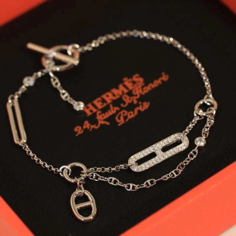 Low-cost Hermes Bracelets