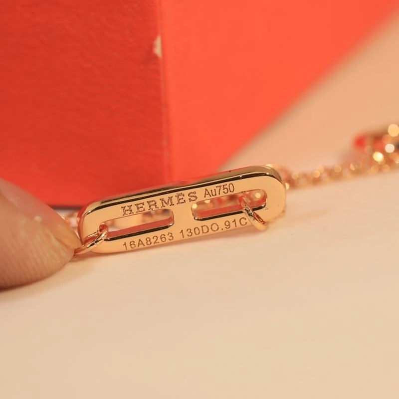Low-cost Hermes Bracelets
