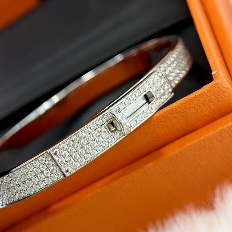 Brand-authenticated Hermes Bracelets