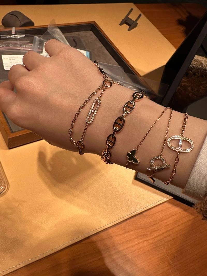 Exact replica Hermes Bracelets