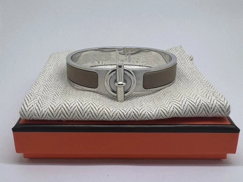 Precise copy Hermes Bracelets