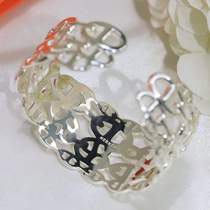 Inexpensive Hermes Bracelets