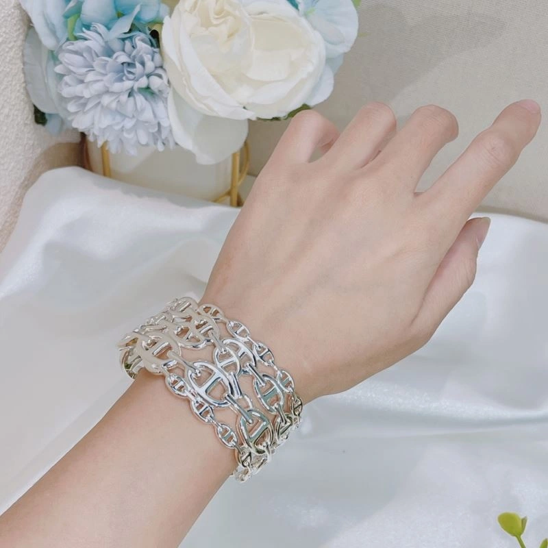 Inexpensive Hermes Bracelets