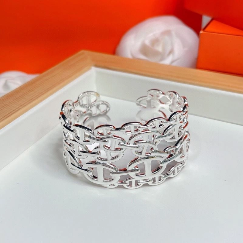 Inexpensive Hermes Bracelets