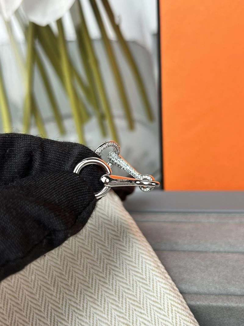 Inexpensive Hermes Bracelets