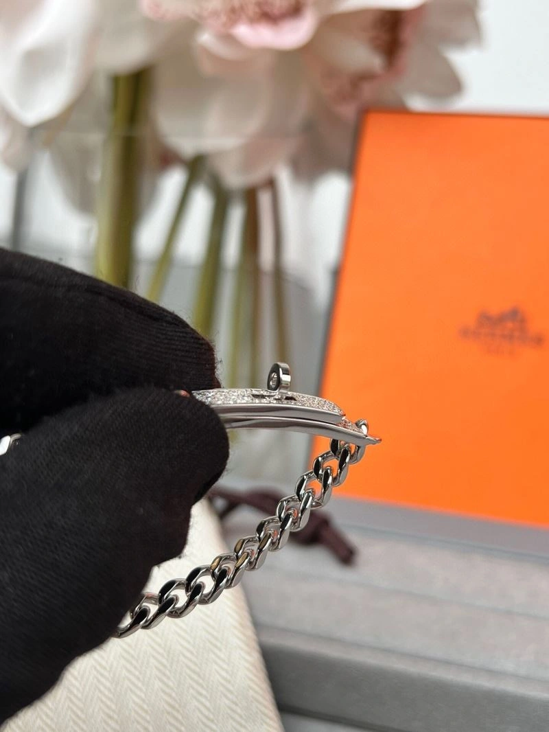 Indistinguishable Hermes Bracelets