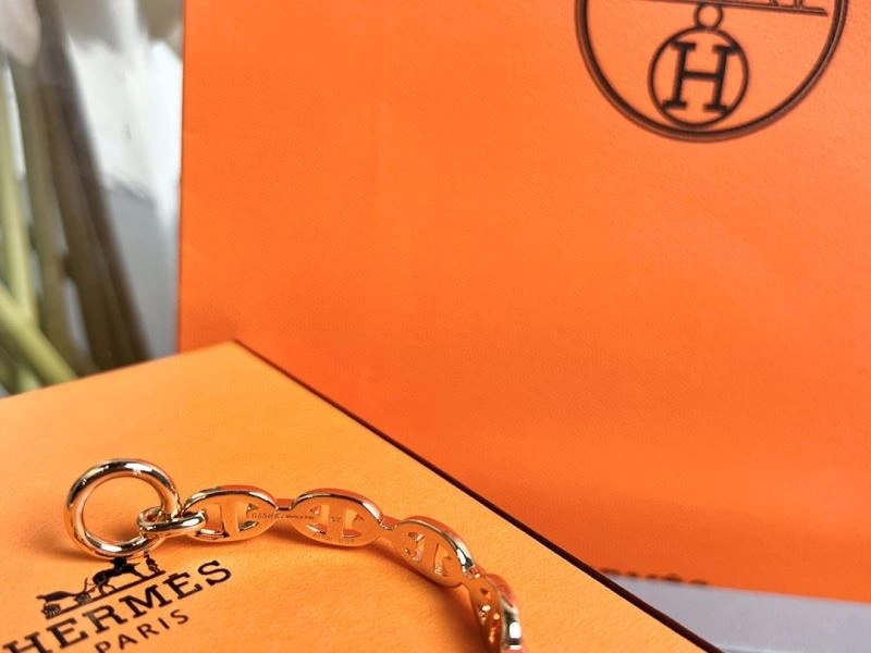 1:1 copy Hermes Bracelets