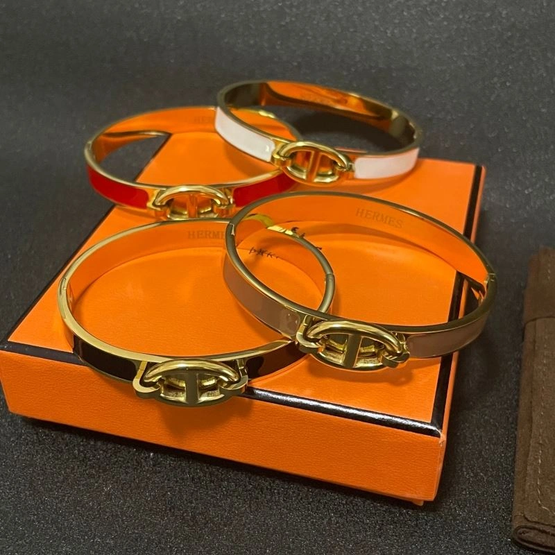Low-cost Hermes Bracelets