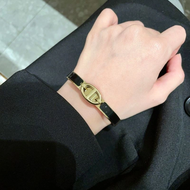 Hermes Bracelets