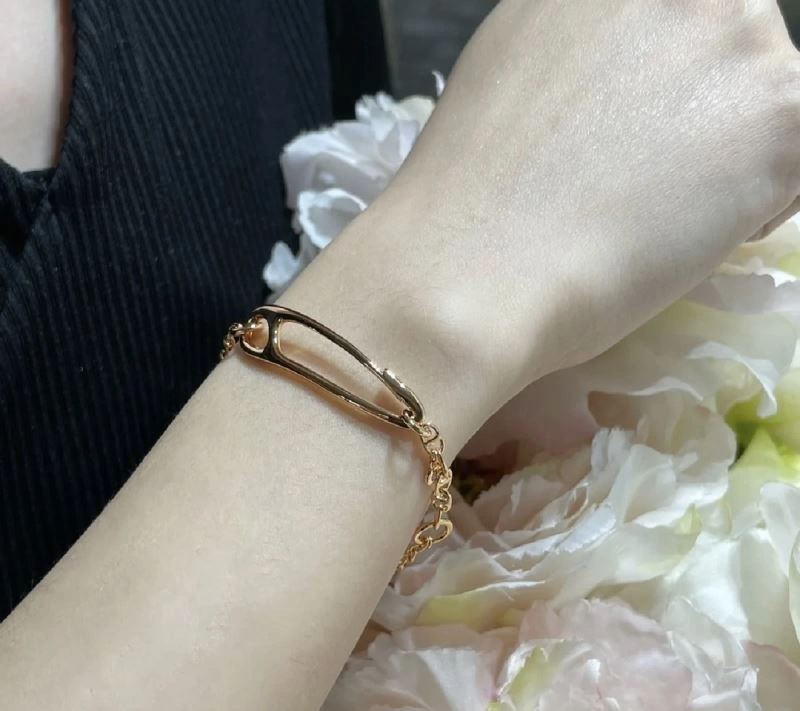 Factory-made Hermes Bracelets