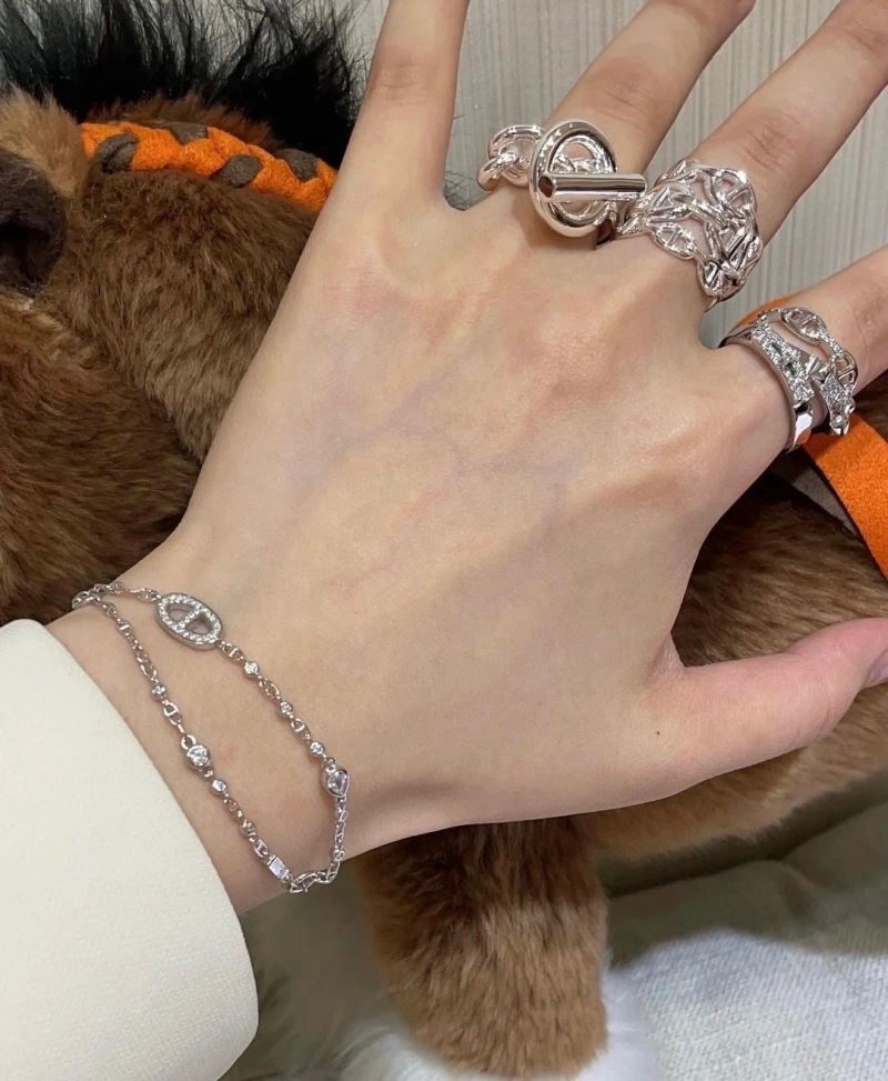 Brand-authenticated Hermes Bracelets