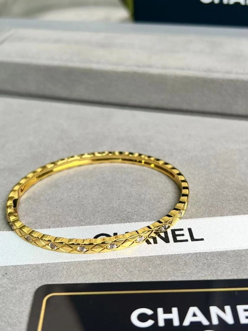 Value-priced Hermes Bracelets