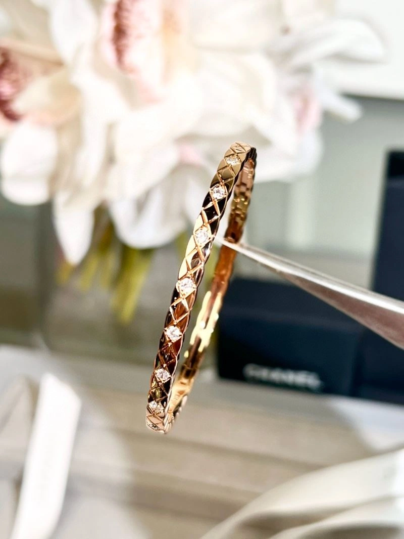 Brand-authenticated Hermes Bracelets