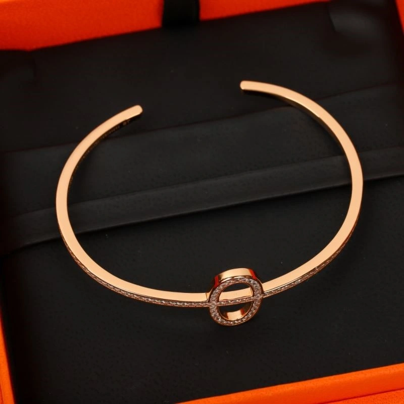 Brand-authenticated Hermes Bracelets