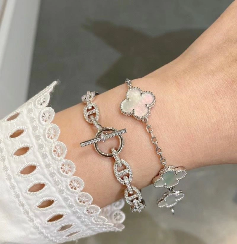 Factory-made Hermes Bracelets