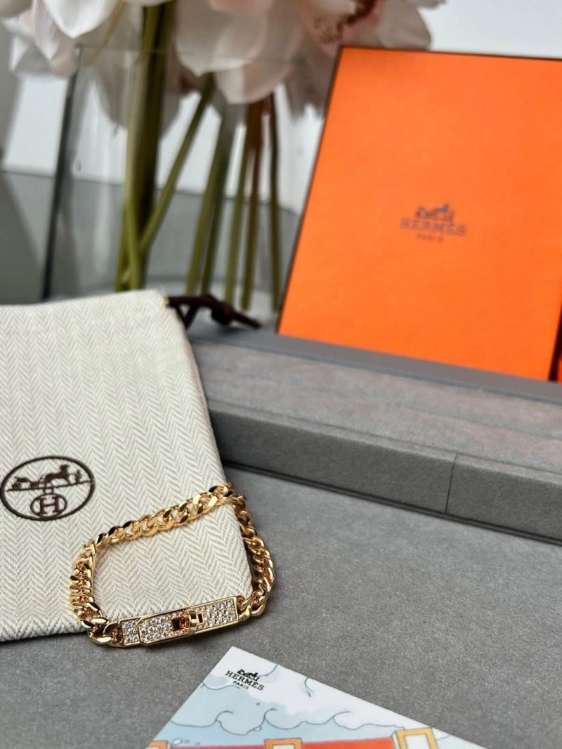 Indistinguishable Hermes Bracelets