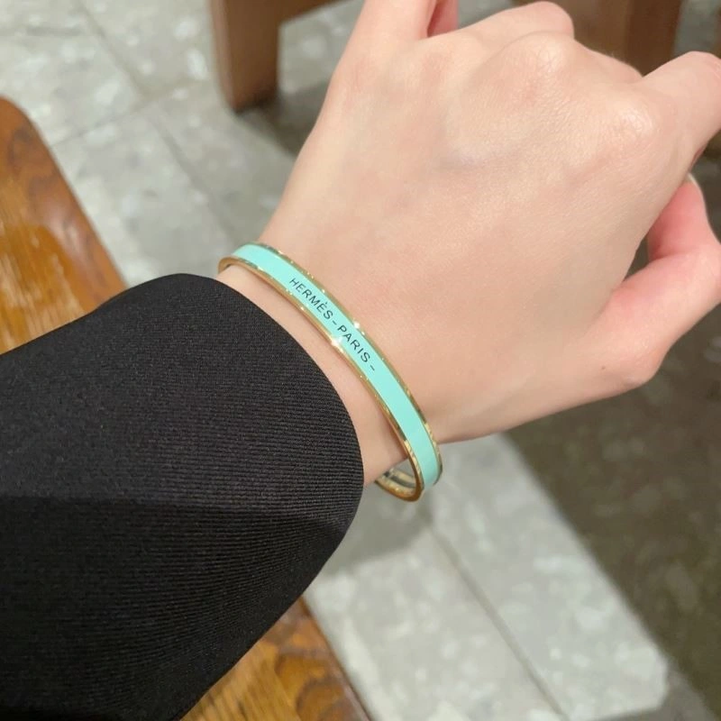 Inexpensive Hermes Bracelets