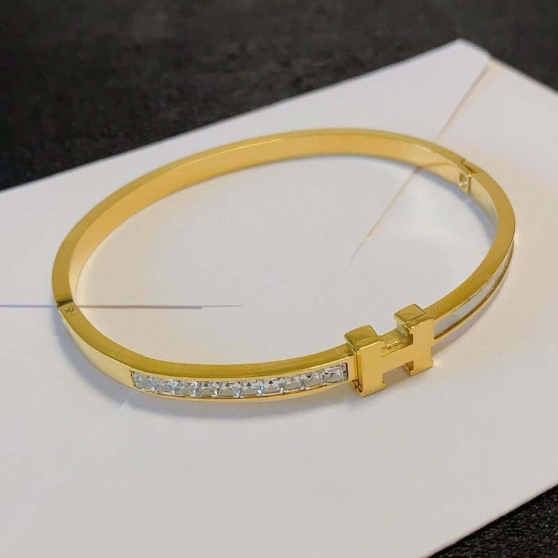 Low-cost Hermes Bracelets