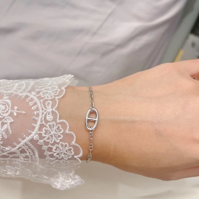 Low-cost Hermes Bracelets